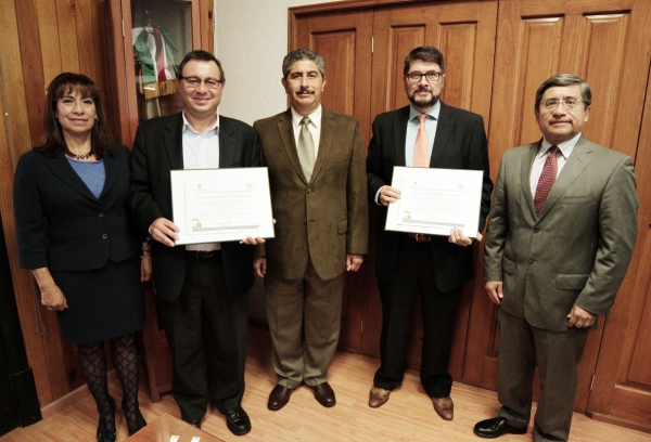 Autoridades avalan nuevos planes de estudio UTEL - BLOG | Utel